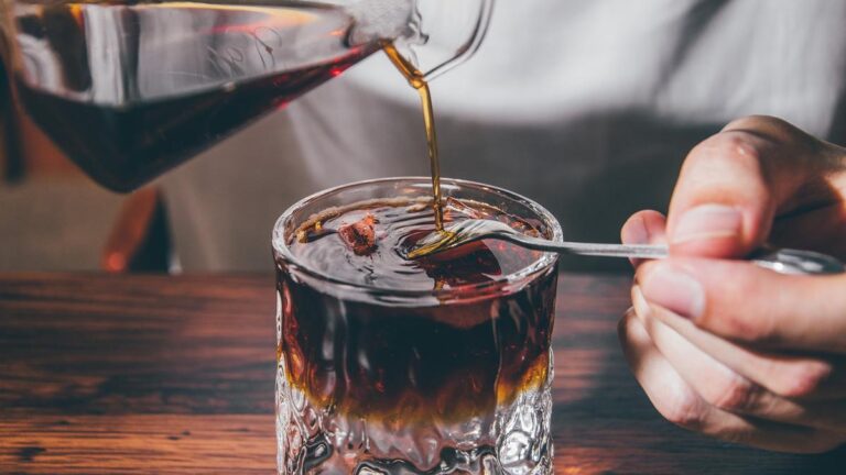 Beneficios de tomar café con limón en ayunas para los amantes del café ...